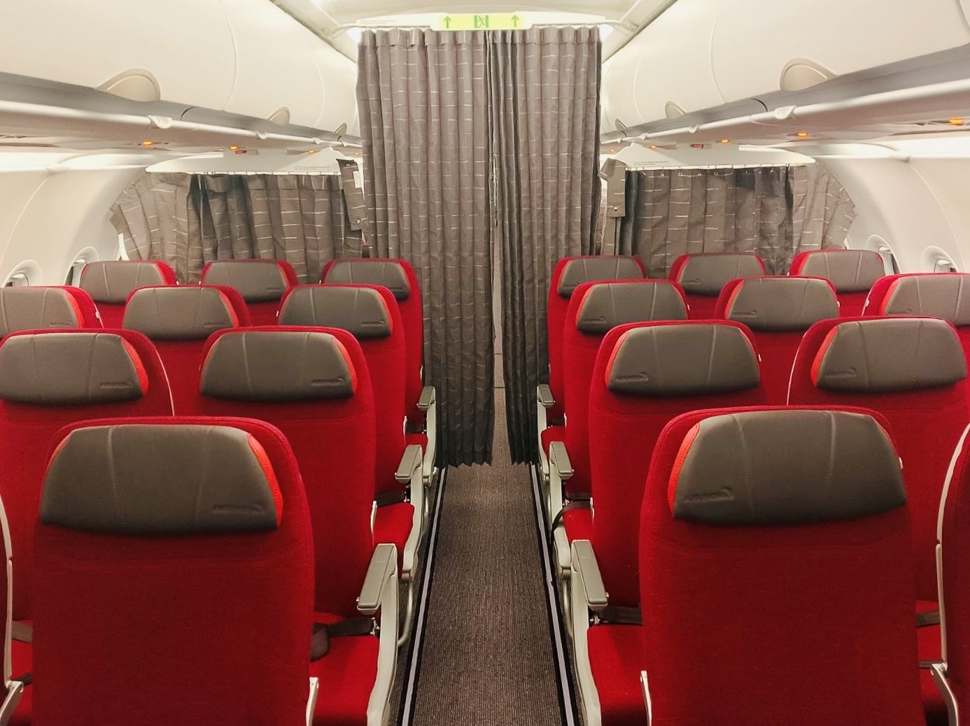 Image 1_First A320Neo in new livery enters service – voyagersworld