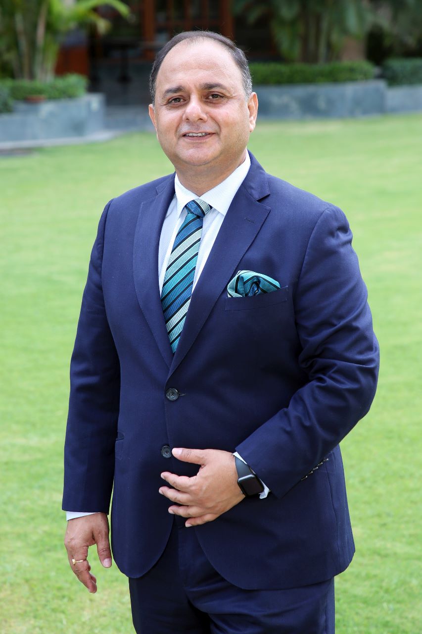 Mr. Davinder Juj, General Manager, Eros Hotel New Delhi – voyagersworld